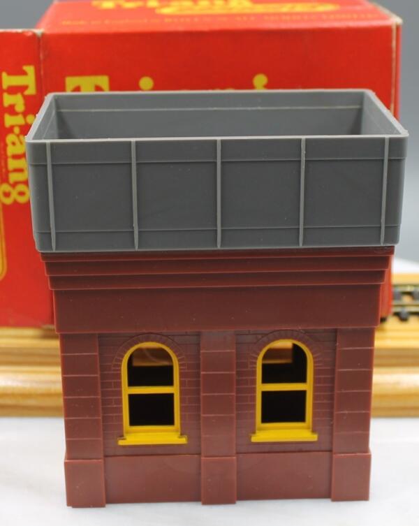 Triang R75 Water Tower - Dave Angell Trains